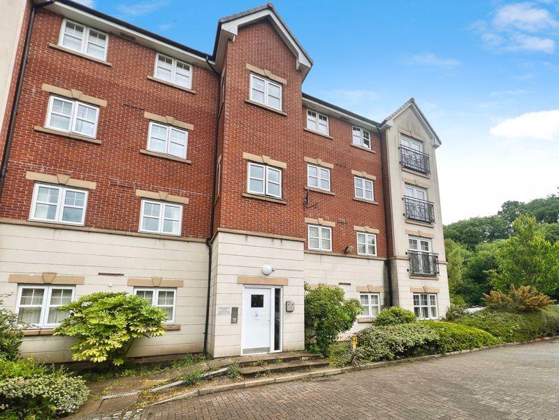 Astley Brook Close, Astley Bridge 2 bed apartment for sale - £110,000