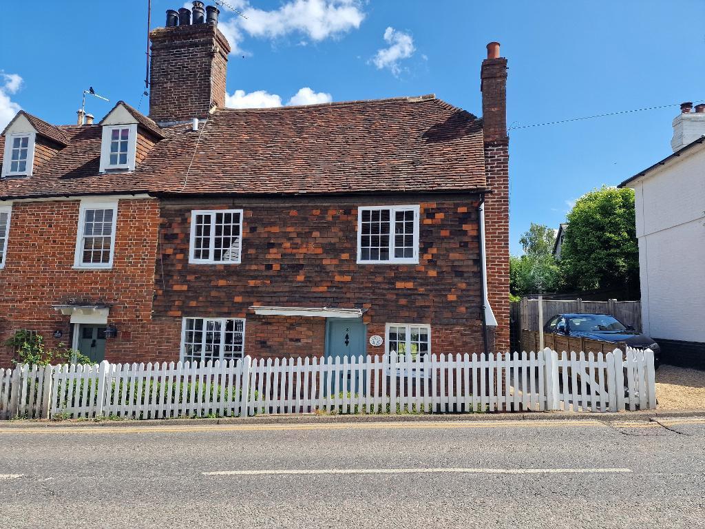 The Hill, Cranbrook, Kent, TN17 3HR 4 bed semi-detached house - £1,850 ...