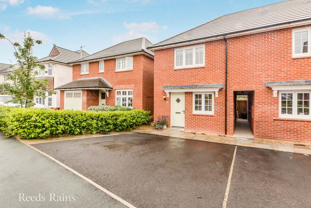 Dobson Way, Congleton CW12 2 bed end of terrace house for sale - £168,750