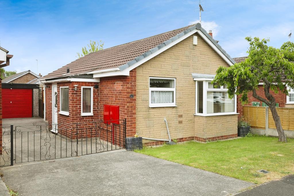 Rydal Road, Sheffield S25 2 bed bungalow - £205,000