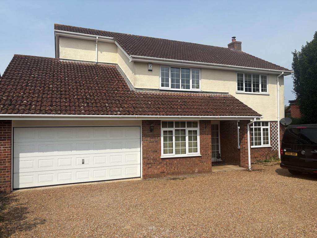 Station Road, Staplehurst, Kent 4 bed detached house for sale - £775,000