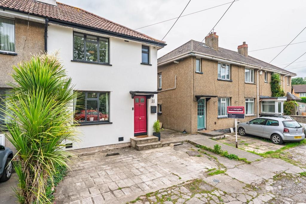 Beautifully modernised family home in... 3 bed end of terrace house for ...