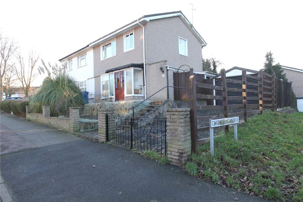 Harrow, HA3 3 bed semi-detached house to rent - £2,350 pcm (£542 pw)