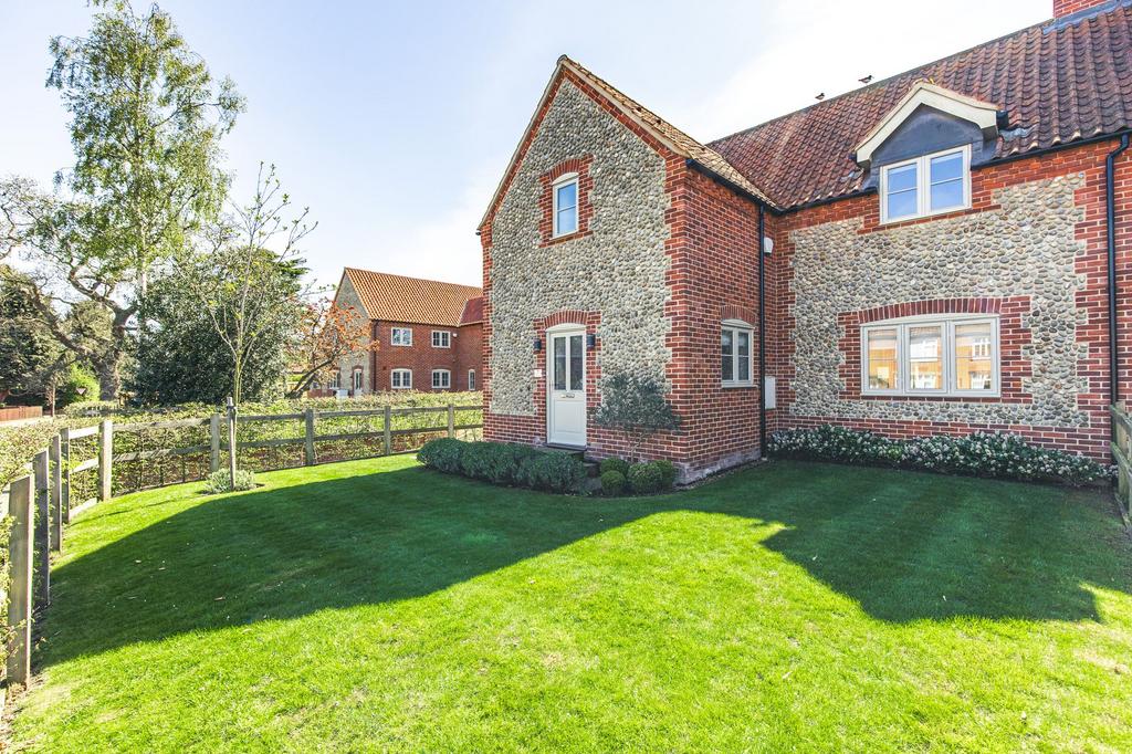 Longmeadow Close, Great Bircham, PE31 3 bed semi-detached house for ...