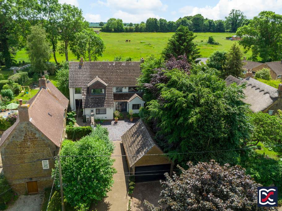 Old Forge Lane, Preston Capes NN11 6 bed detached house to rent - £ ...