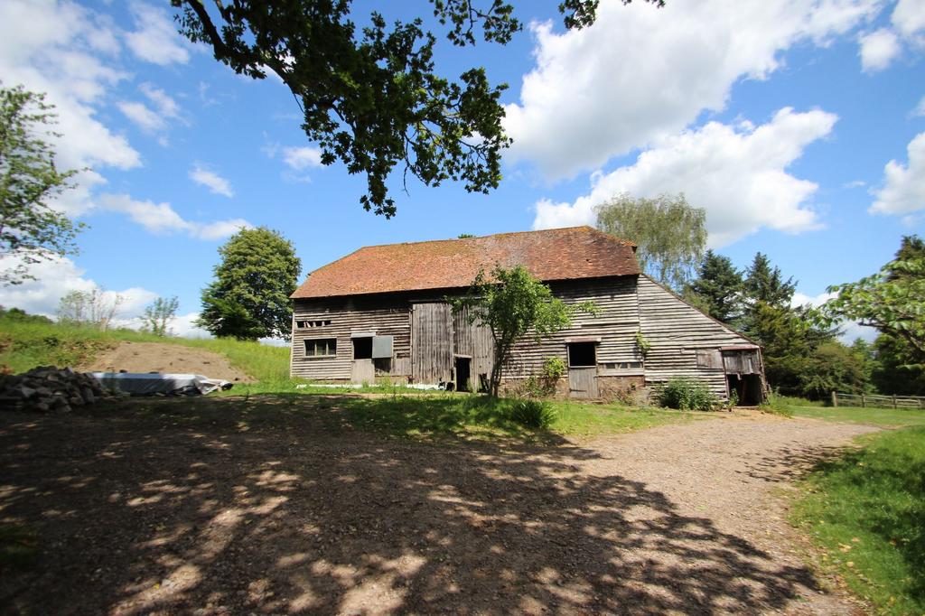Barn at Old Mill, Newick Lane... 4 bed barn for sale - £500,000