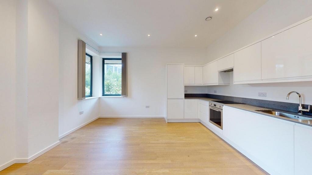 Riverbank Way 1 bed ground floor flat to rent - £1,725 pcm (£398 pw)