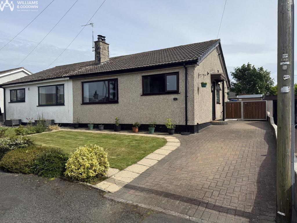 Tyn Y Cwrt Estate, Brynsiencyn... 2 bed semi-detached bungalow - £165,000