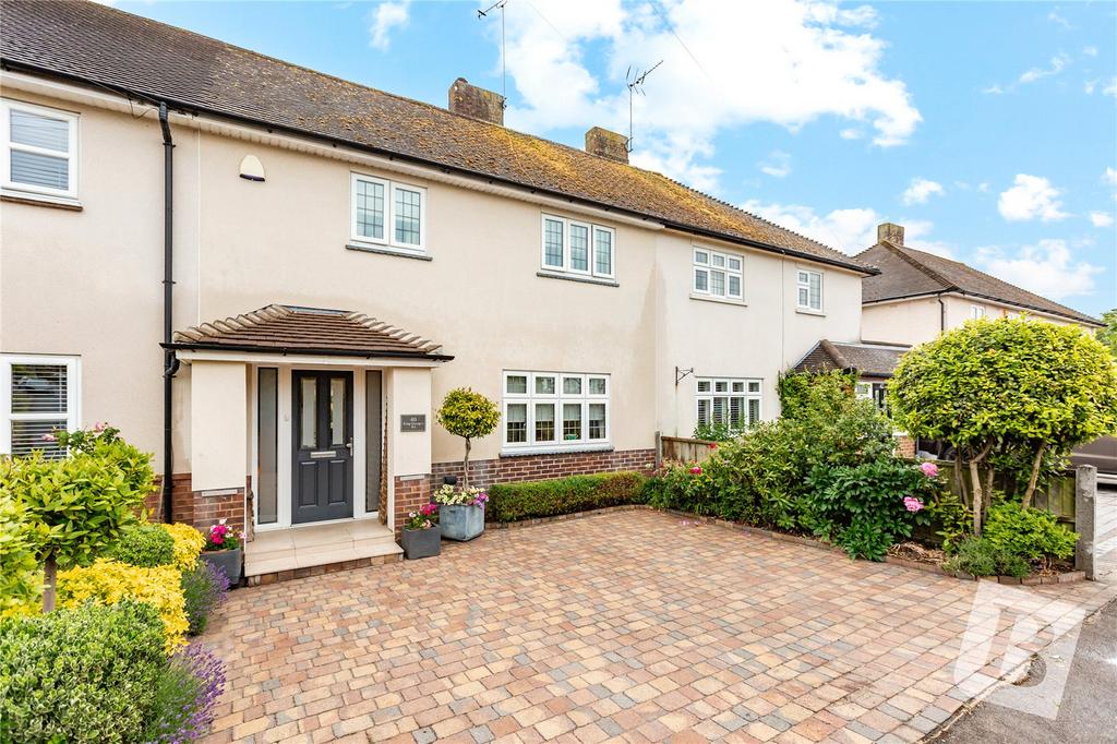 King Georges Road, Pilgrims Hatch... 3 bed terraced house for sale - £ ...