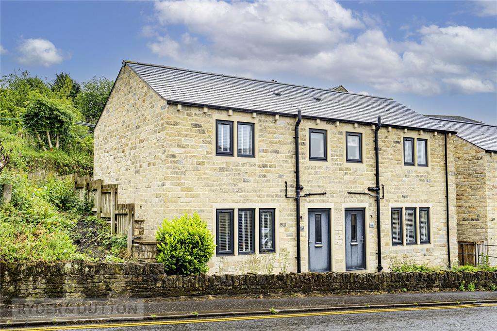 Manchester Road, Slaithwaite... 2 bed semi-detached house - £210,000