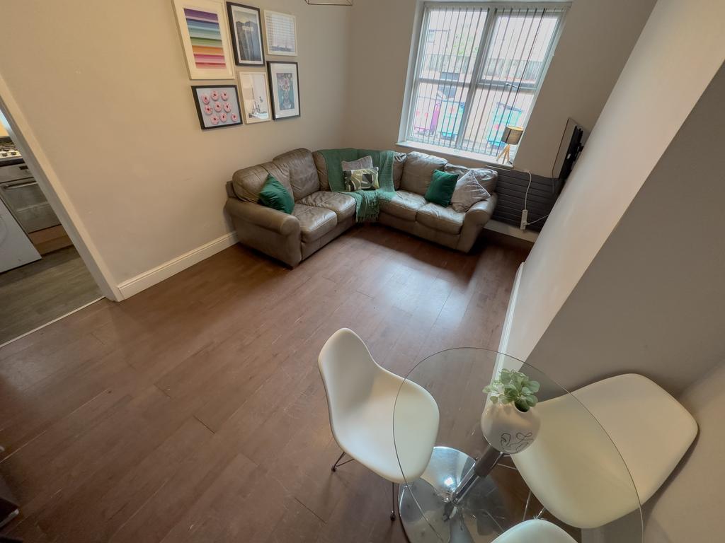 Sheil Road, L6 3AB, 2 bed house share - £464 pcm (£107 pw)