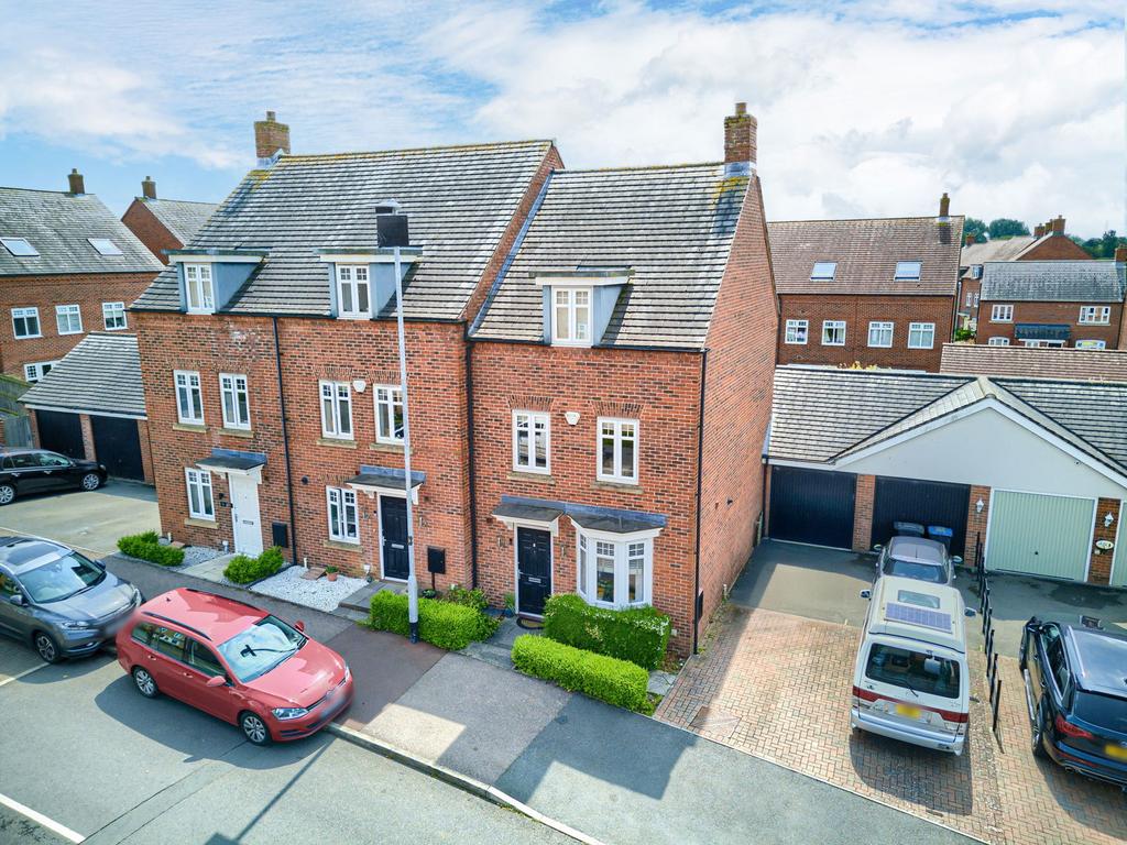 Polwell Road, Leicester LE8 3 bed terraced house for sale - £290,000