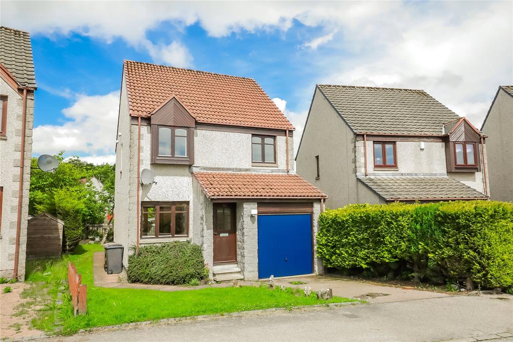 Callum Wynd, Kingswells, Aberdeen, AB15 3 bed detached house - £1,270 ...