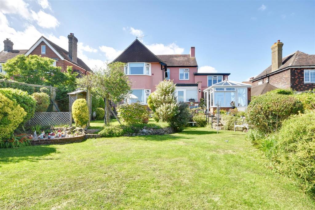 Cadborough Cliff, Rye 3 bed detached house - £699,990