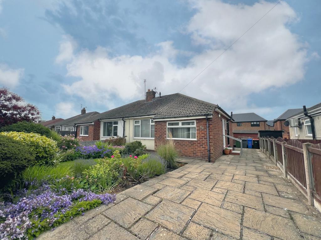 Holts Lane, Poulton-Le-Fylde FY6 2 bed bungalow - £150,000