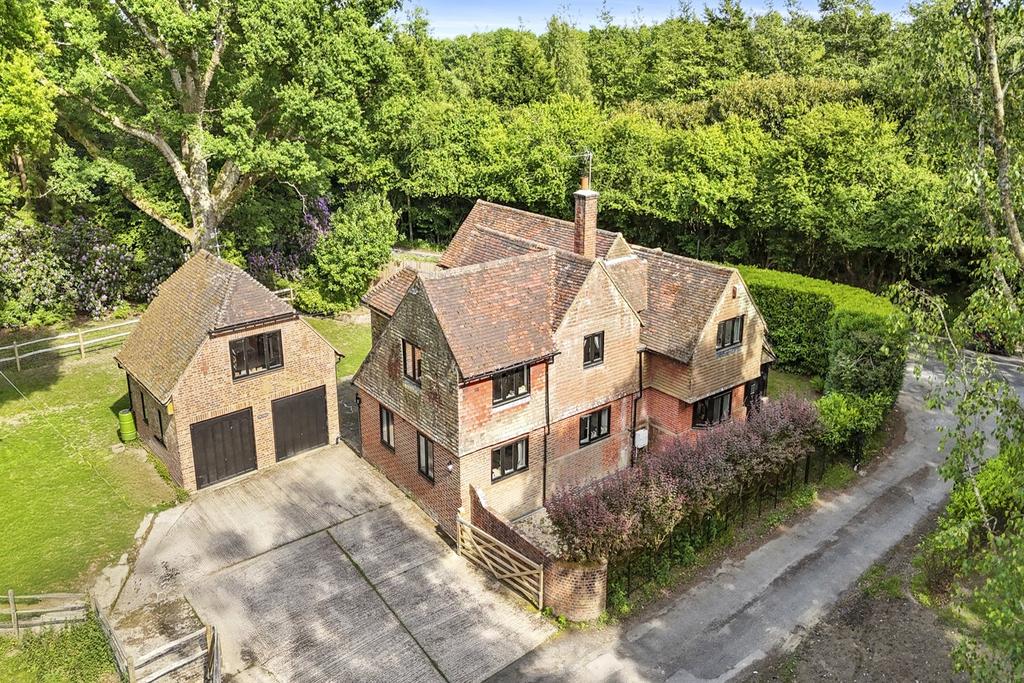 High Street, Balcombe, Haywards... 5 bed detached house to rent - £ ...