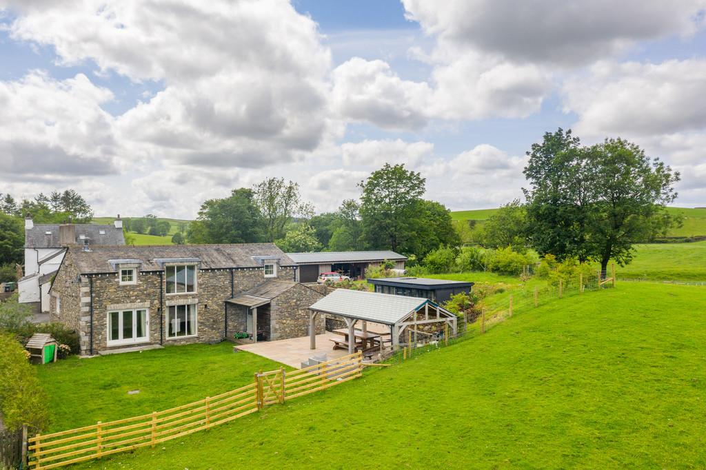 Badger Barn, Selside, Kendal... 4 bed barn conversion - £800,000
