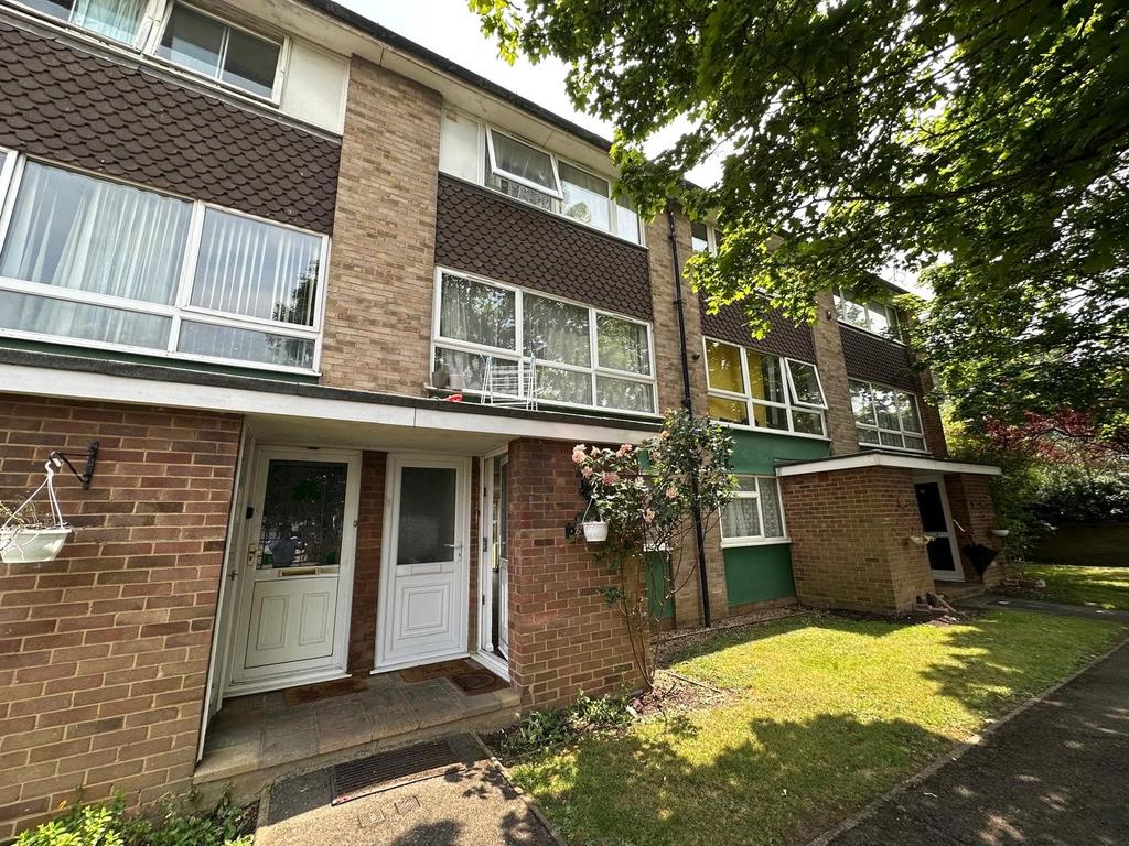 Botwell Lane, Hayes, Greater London, UB3 2 bed terraced house to rent ...