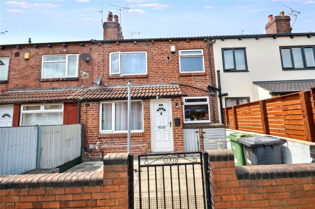 Longroyd Avenue, Leeds, West Yorkshire 1 bed terraced house for sale ...