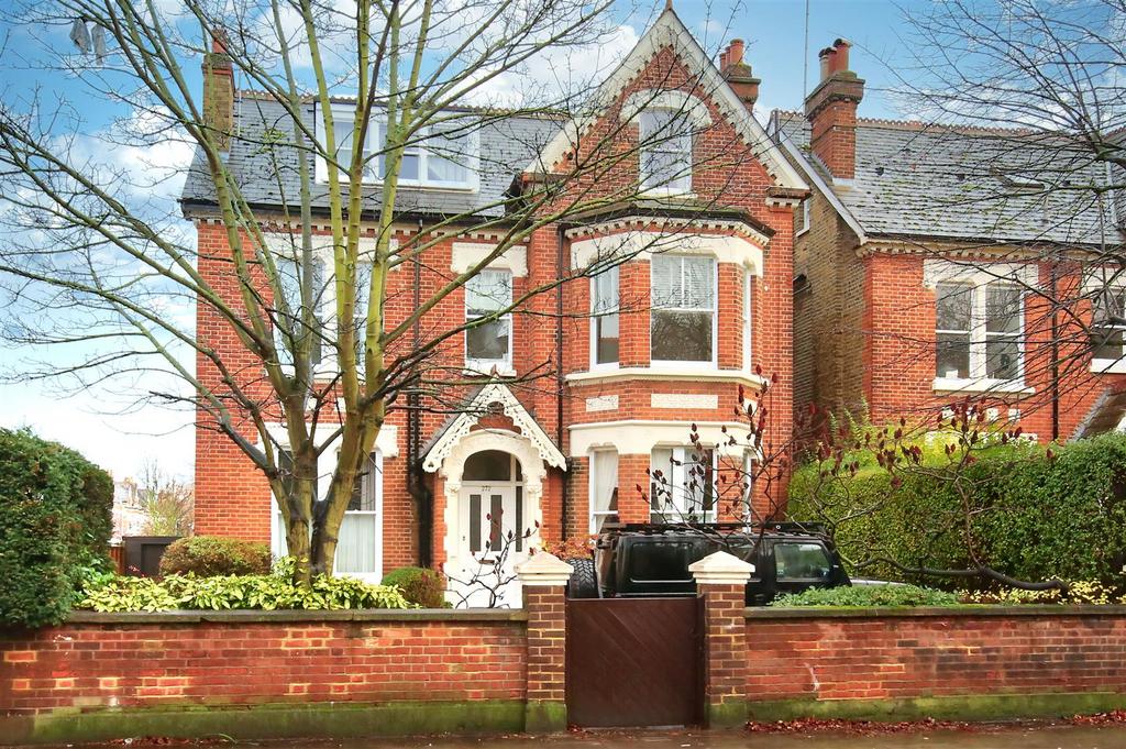 Trinity Road London 1 bed flat to rent - £1,600 pcm (£369 pw)