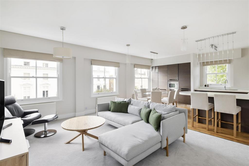 Pembridge Crescent, Notting Hill, W11 2 bed apartment to rent - £5,417 ...