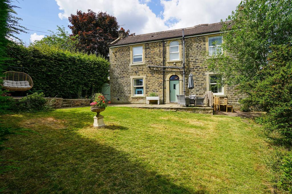 Prospect Road, Sheffield S17 4 bed detached house - £575,000