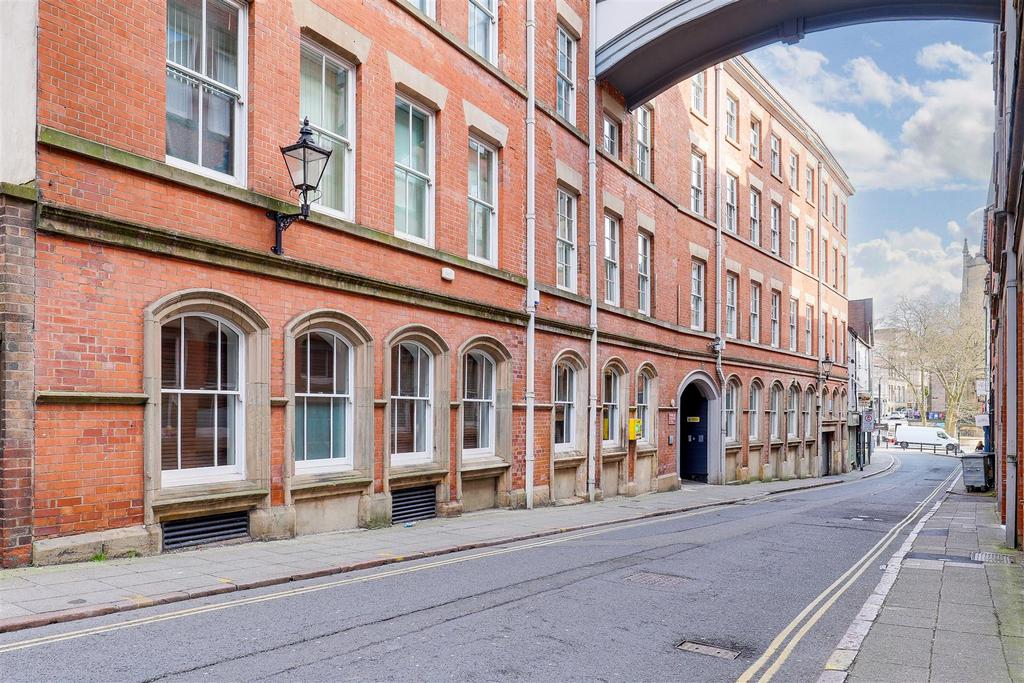 Hounds Gate, Nottingham NG1 1 bed apartment to rent - £875 pcm (£202 pw)