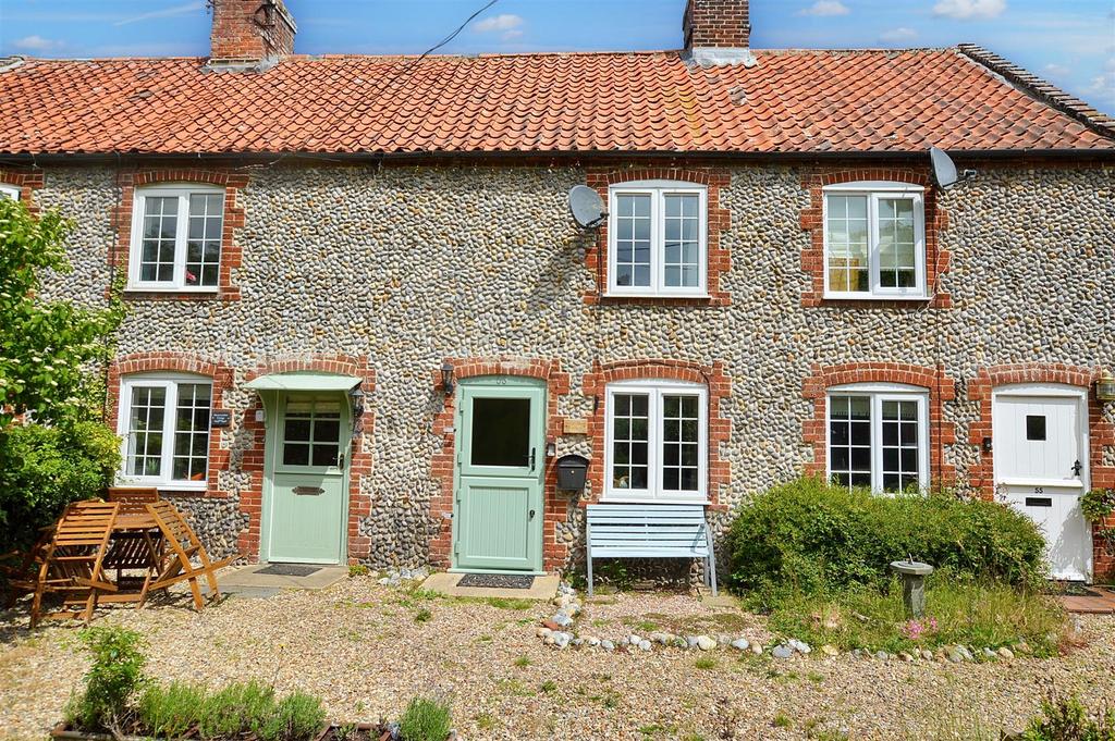 Beckmeadow Way, Mundesley, Norwich 2 bed terraced house - £275,000