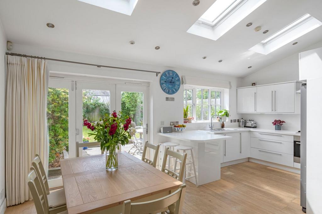 Lidiard Road, Earlsfield, London, SW18 4 bed terraced house for sale ...