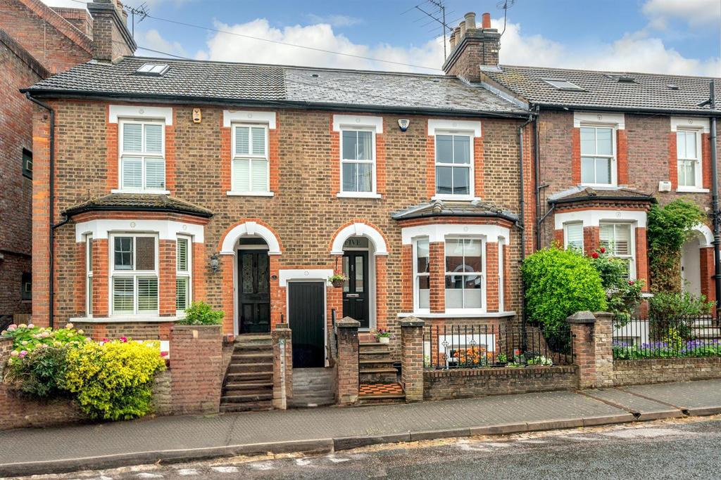Liverpool Road, St. Albans 3 bed terraced house for sale - £899,950