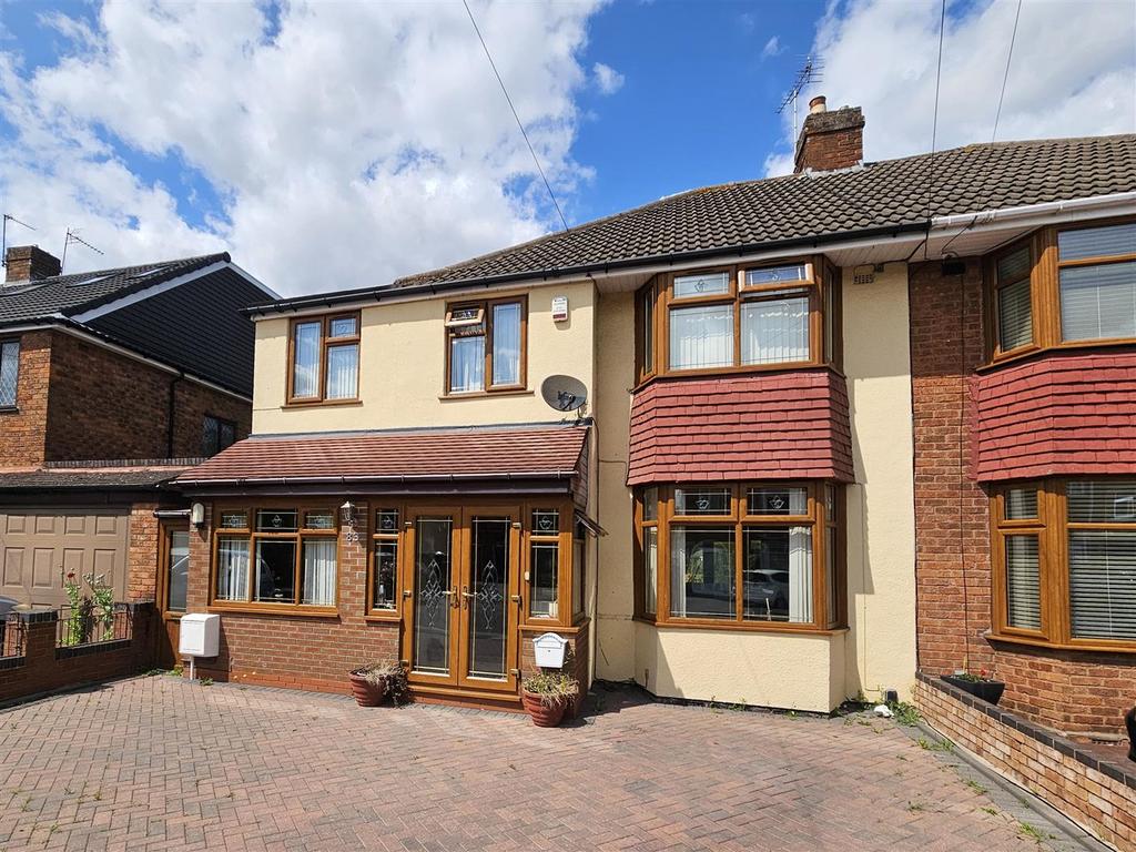 Valley Road, Solihull 3 bed semi-detached house for sale - £365,000
