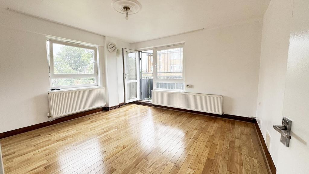 Arakan House, Newington Green, N16 2 bed flat - £2,400 pcm (£554 pw)