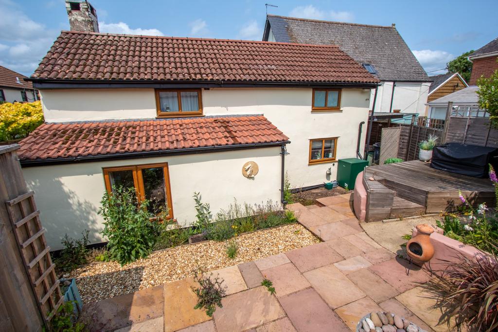 Church Road, Whimple 1 bed detached house - £245,000