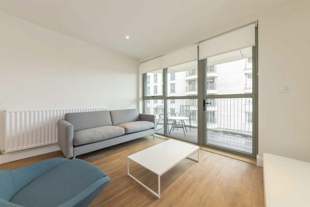 Green Street, London NW10 2 bed flat - £1,898 pcm (£438 pw)