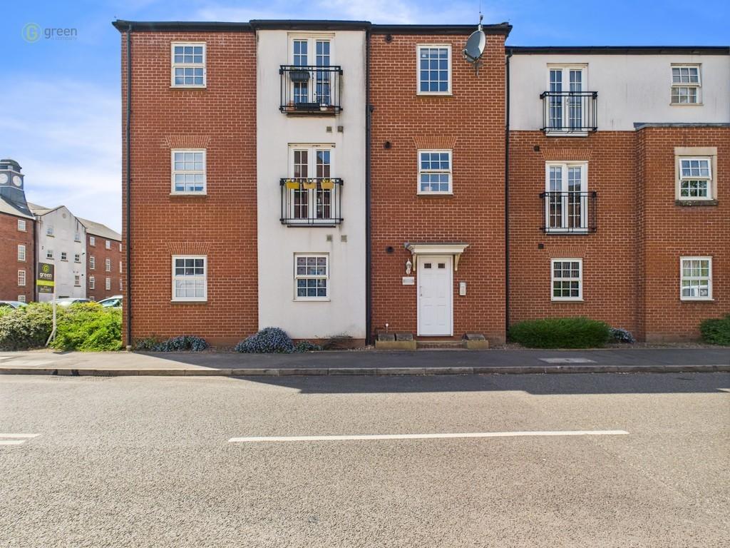 Horseshoe Crescent, Birmingham B43 2 bed apartment for sale - £170,000