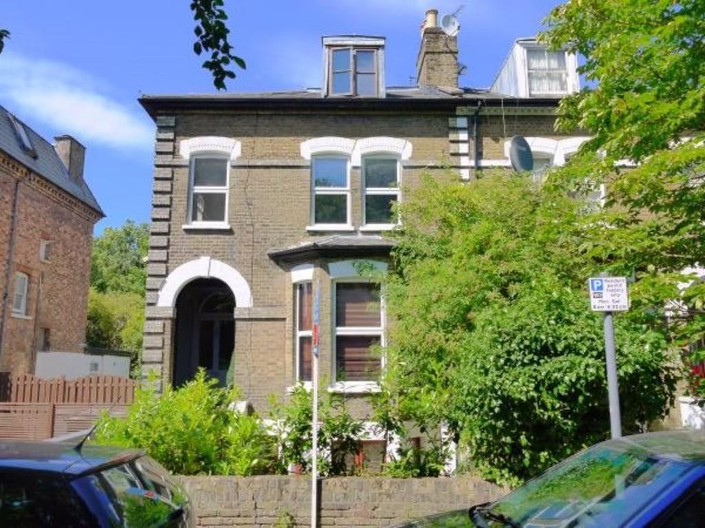 Trinity Road, London N22 3 bed flat for sale - £455,000