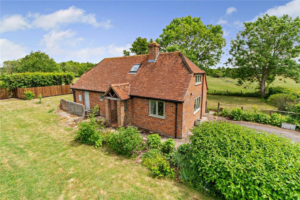 Hamstead Holt Farm, Kintbury Holt... 2 bed detached house - £675,000