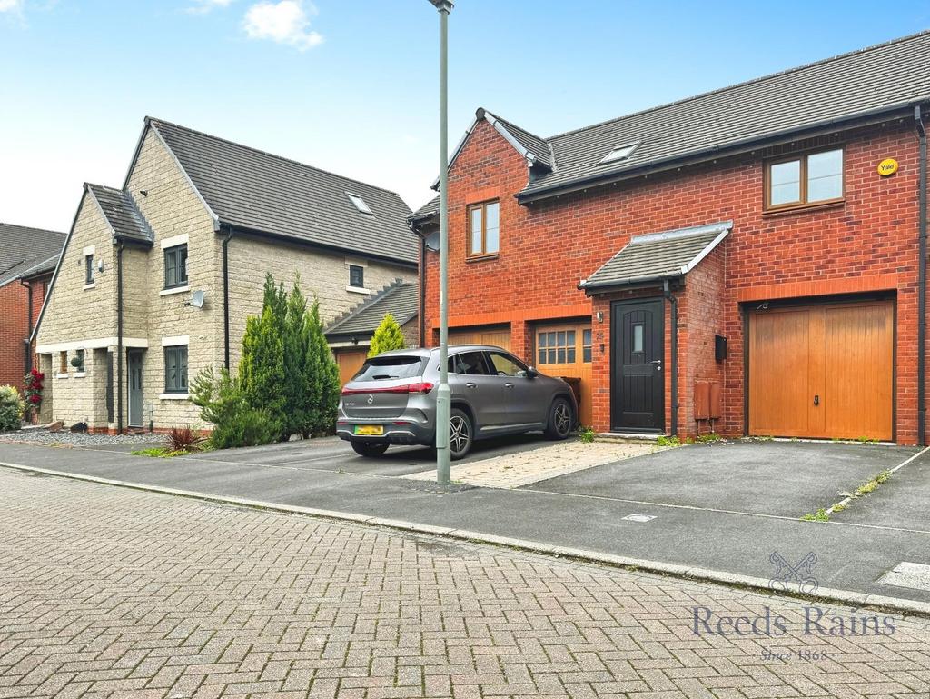 Abbotts Close, Preston PR5 2 bed apartment - £900 pcm (£208 pw)