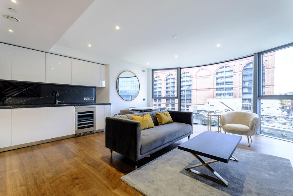 1 Waterfront Drive, London SW10 2 bed flat to rent - £4,100 pcm (£946 pw)