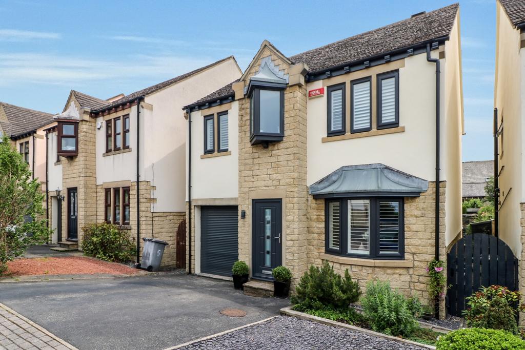 Church Park, Roberttown, Liversedge... 4 bed detached house for sale ...