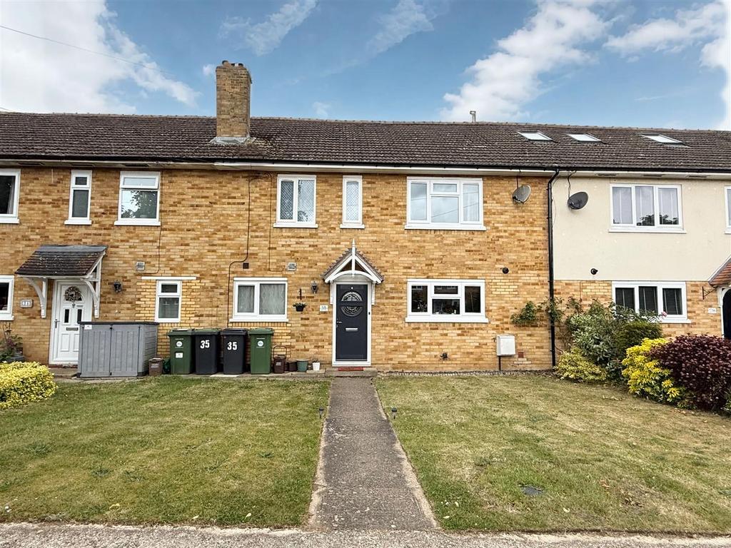 Hoover Place, Chicksands, Shefford 3 bed terraced house for sale - £350,000