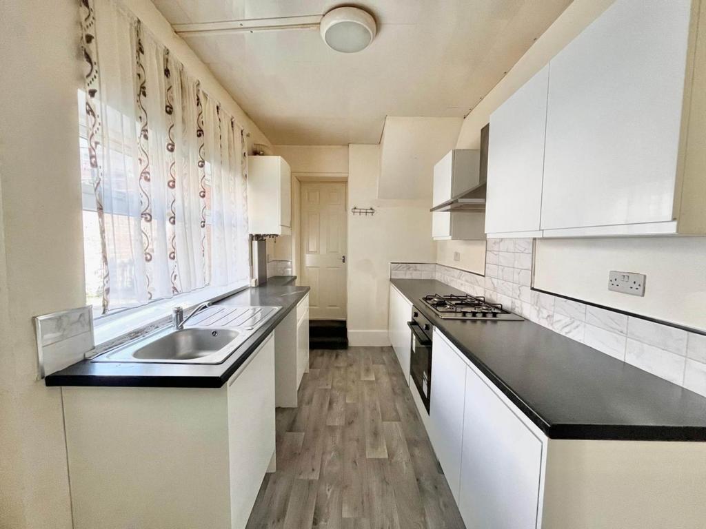 Saltwell Place, Gateshead NE8 2 bed flat - £650 pcm (£150 pw)