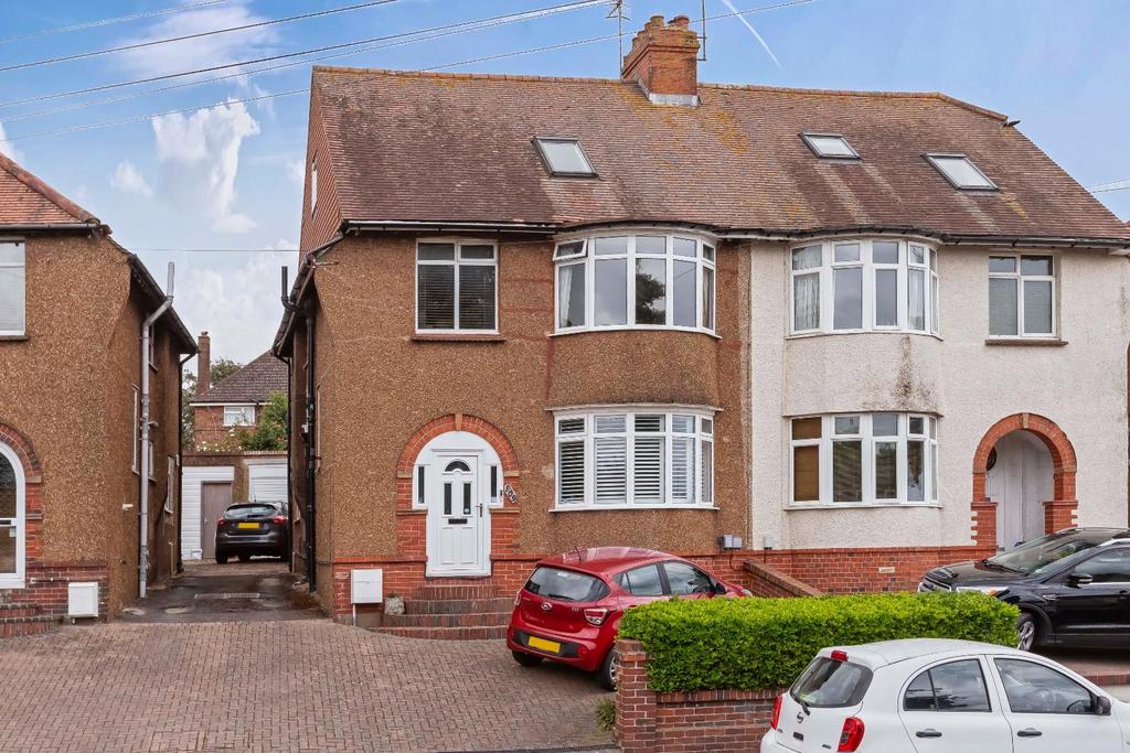 Hangleton Road, Hove 4 bed semi-detached house - £650,000