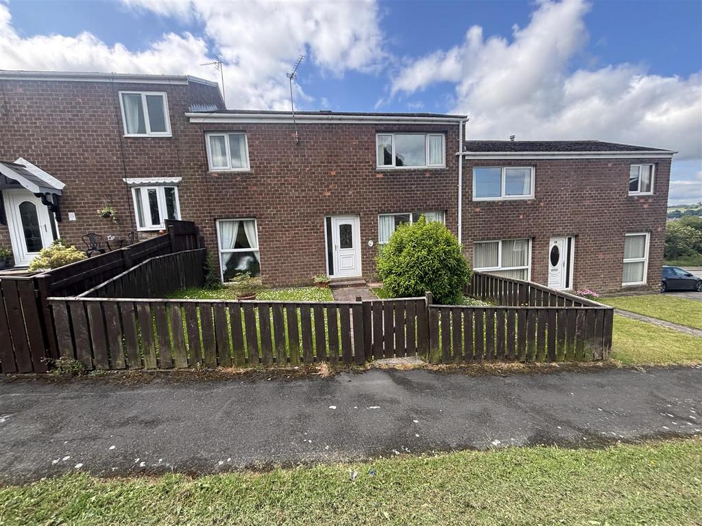 Shipley Terrace, Crook 3 bed terraced house for sale - £80,000