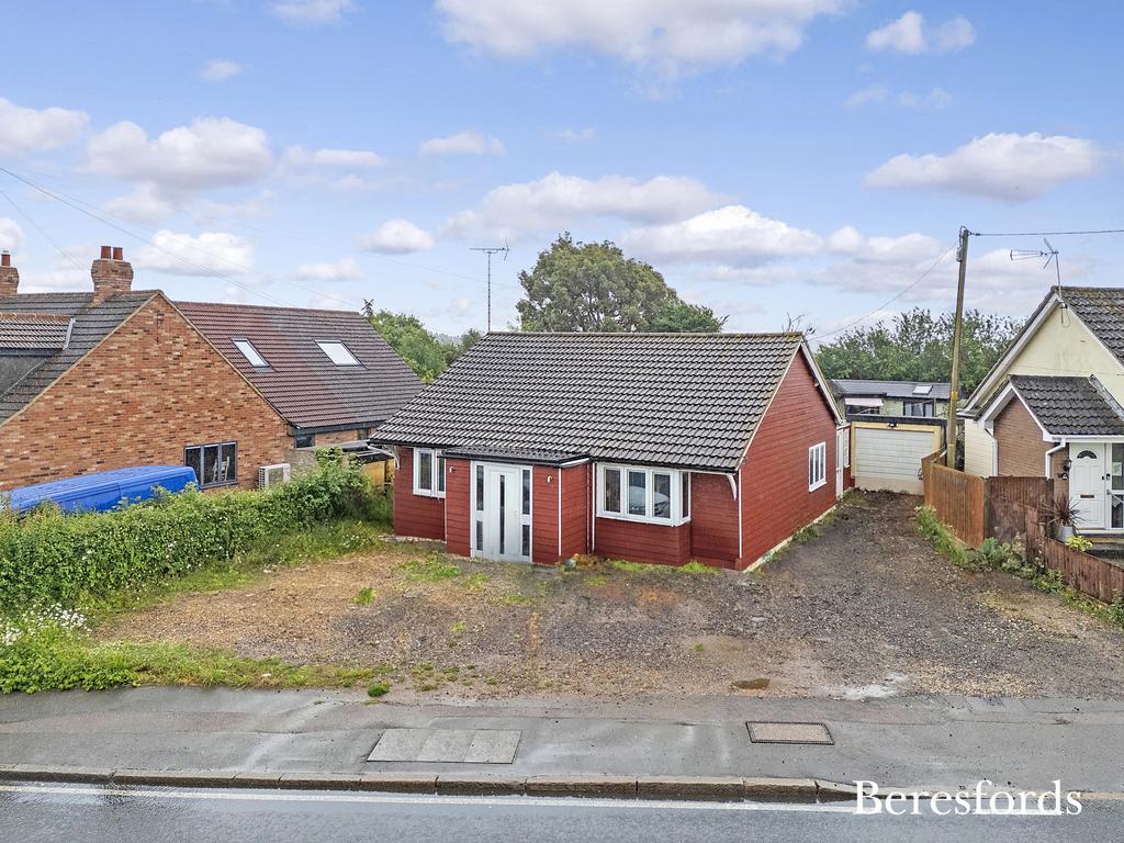 Ongar Road, Dunmow, CM6 4 bed bungalow for sale - £475,000