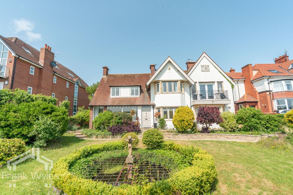 Inner Promenade, Lytham St. Annes... 4 bed detached house for sale - £ ...