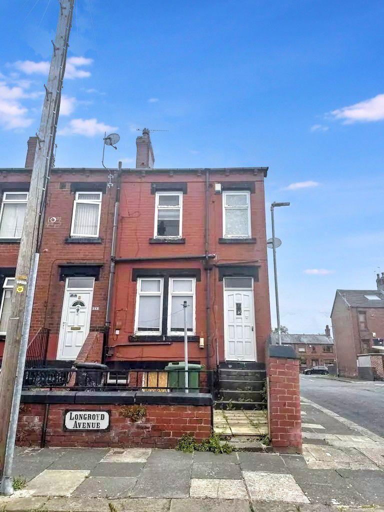 Longroyd Avenue, Leeds, West... 1 bed terraced house - £74,000