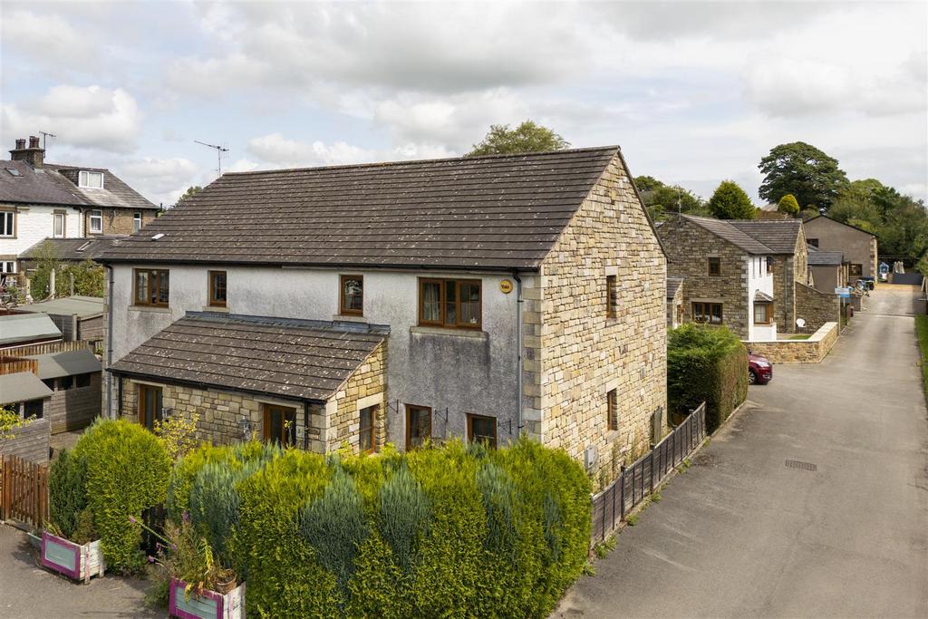 2 The Sidings, Lower Bentham 3 bed semi-detached house for sale - £220,000