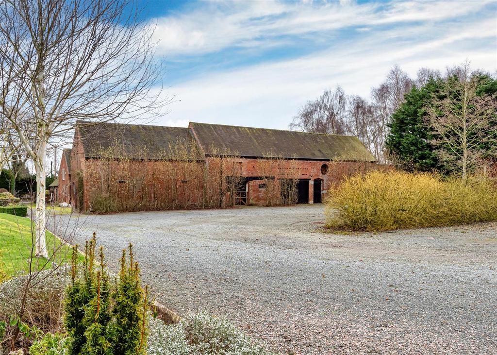 Barns for conversion, Newport, TF10 9BA Barn conversion for sale - £500,000