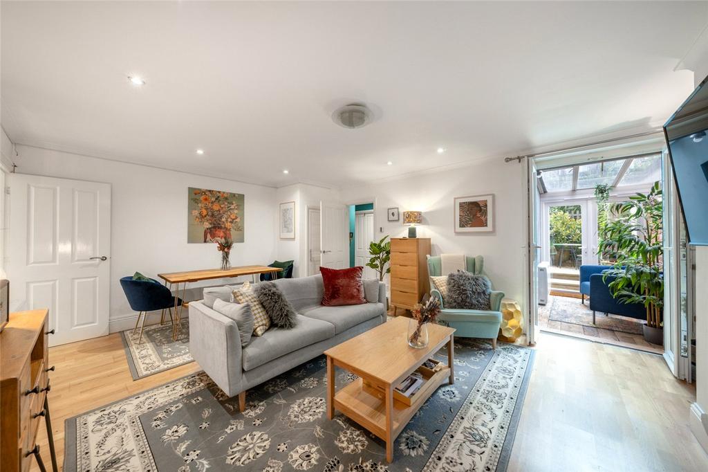 Gladys Road, London, NW6 2 bed apartment - £675,000